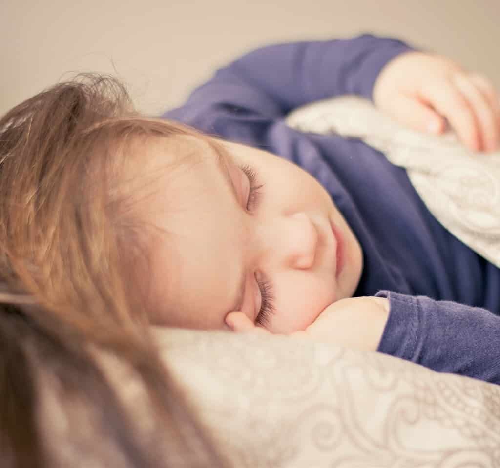 When to Introduce Your Baby to Spoon – Babiesmata